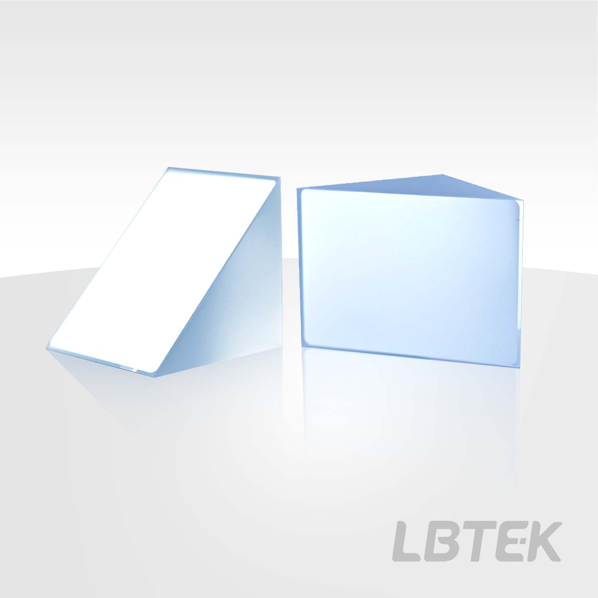 LBTEK-Right-Angle Prisms, N-BK7, Working Wavelength: 350 nm-2.0 μm
